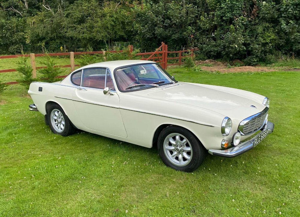 Volvo 1800E 1970 California white (42)