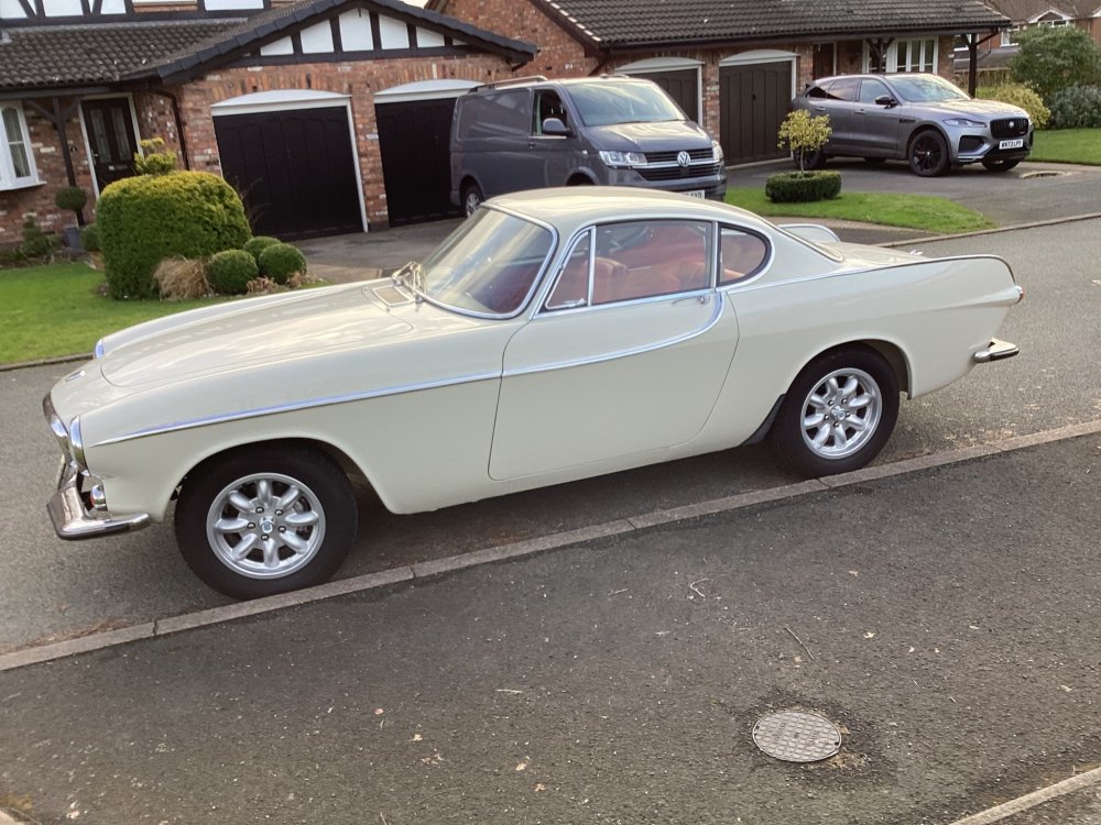 Volvo 1800S 1965 Pearl white (79)