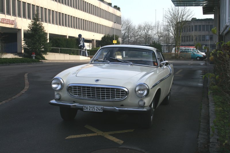 Volvo P1800 pearl white (79)