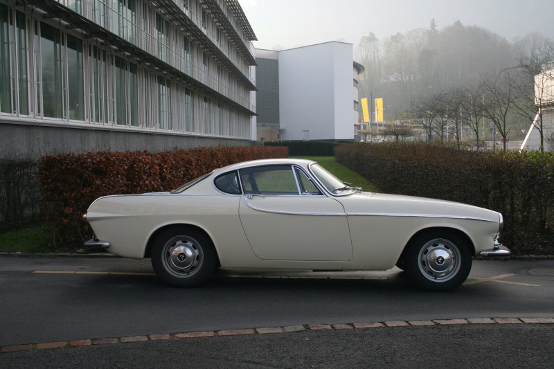 Volvo P1800 pearl white (79)
