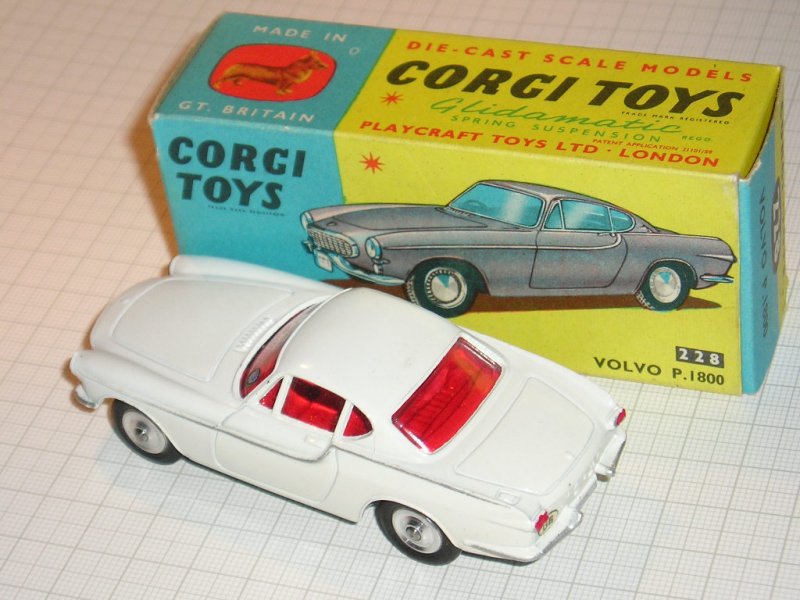 CORGI No.228 VOLVO P1800｜おもちゃ