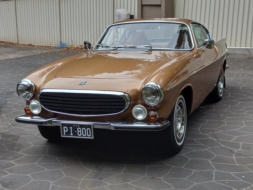 Convertibles by Irvin Gordon – Volvo 1800 Pictures and global register